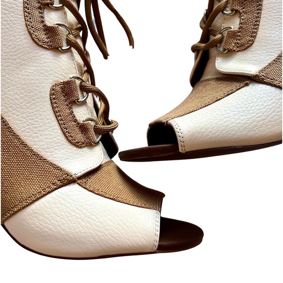 XLLENT SHOES | Shoes | Women 3 Inch Heeled Bootie With Unique ...